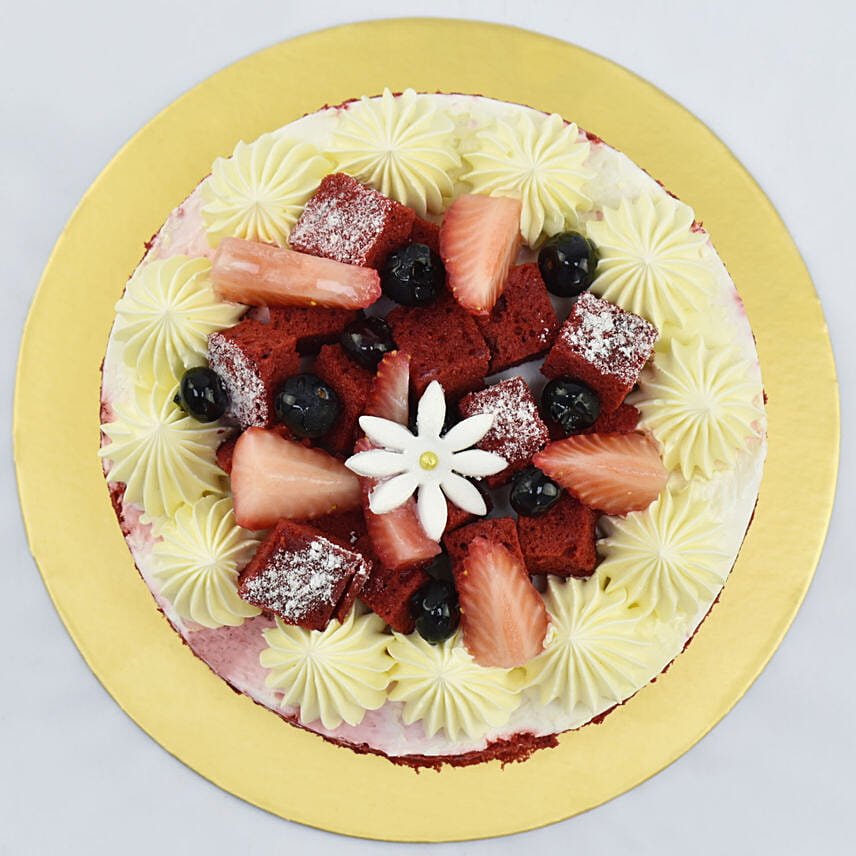 Online 500 grams Red Velvet Cake For Anniversary Gift Delivery in UAE - FNP