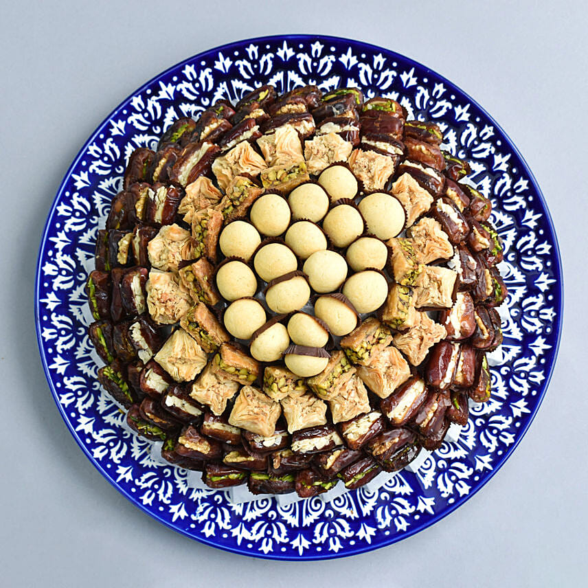 Online Special Ramadan Platter Gift Delivery in UAE - FNP