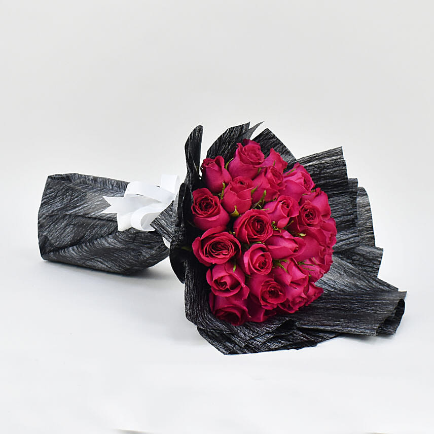 Online 35 Dark Pink Roses Bouquet Gift Delivery in Oman - FNP
